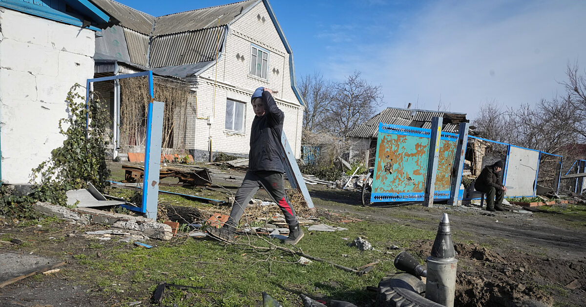 Mayor says 10,000 civilians dead in Mariupol | WORLD