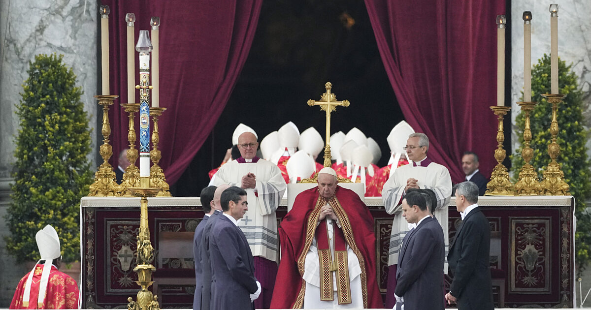 Pope Emeritus Benedict XVI is laid to rest | WORLD
