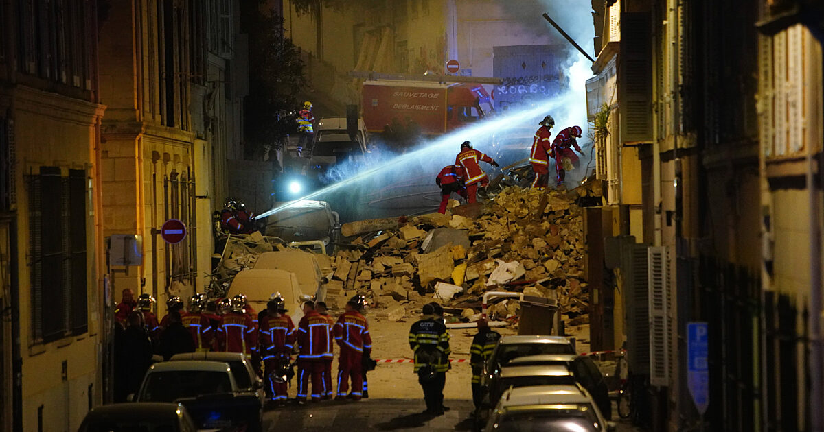 Six bodies found after French building explodes | WORLD