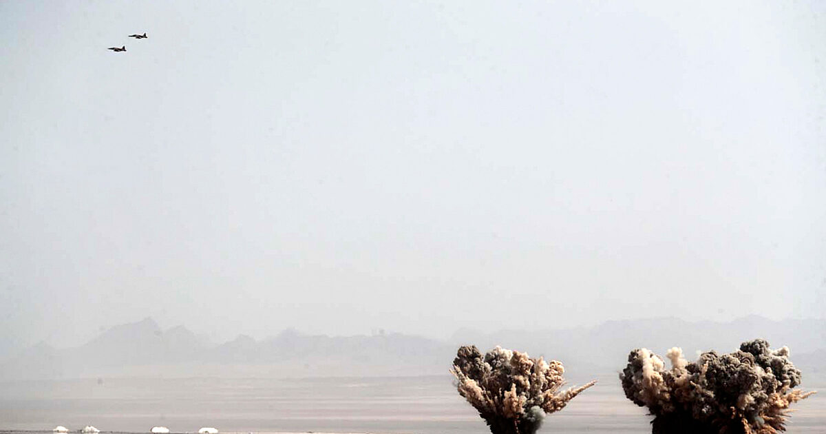 Iran runs military drill on disputed islands in the Persian… | WORLD