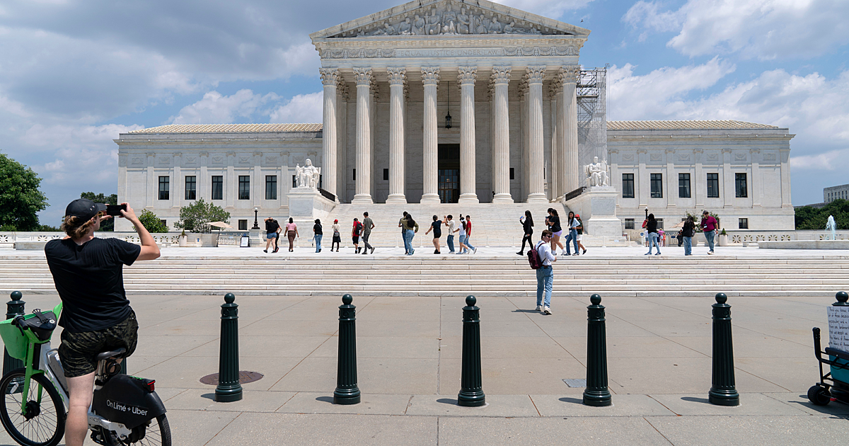 Supreme Court sides with White House in social media… | WORLD