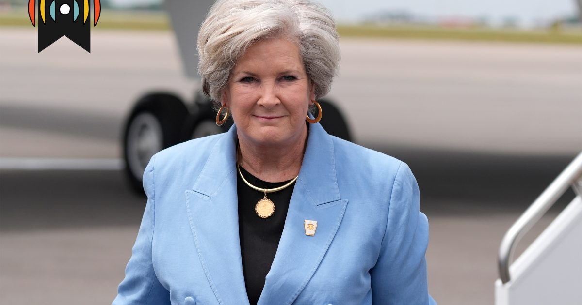 Moneybeat: Encouraging sign on staff | WORLD