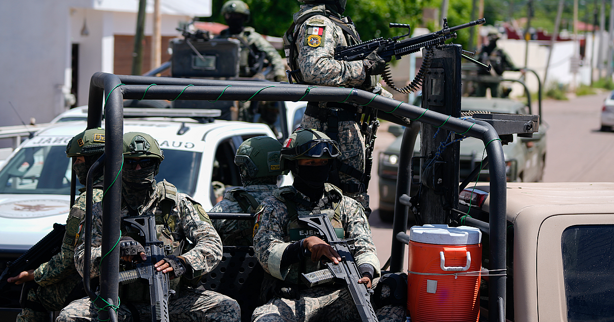 Mexican army kills 19, arrests cartel leader | WORLD