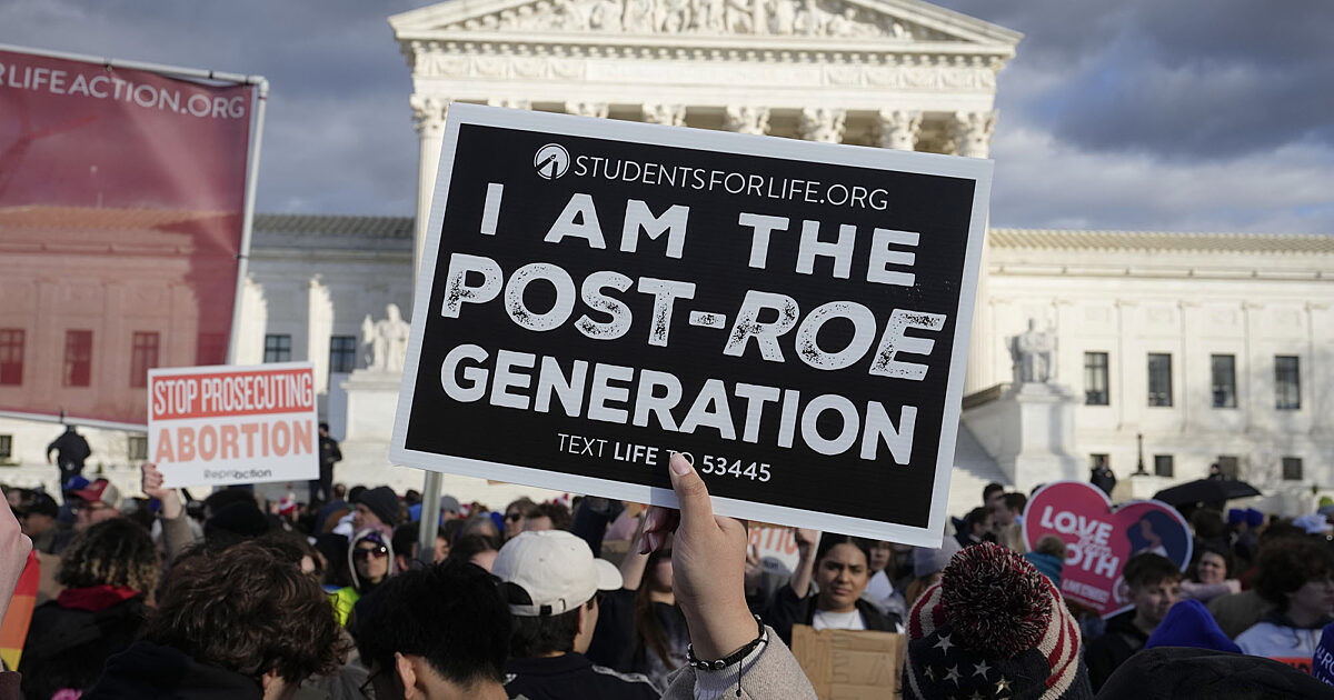 Biden releases memo on abortion pill access | WORLD
