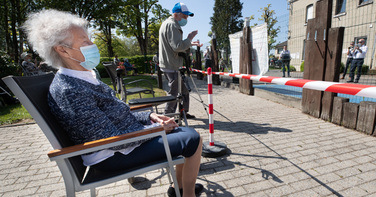 Singing for the suffering | WORLD