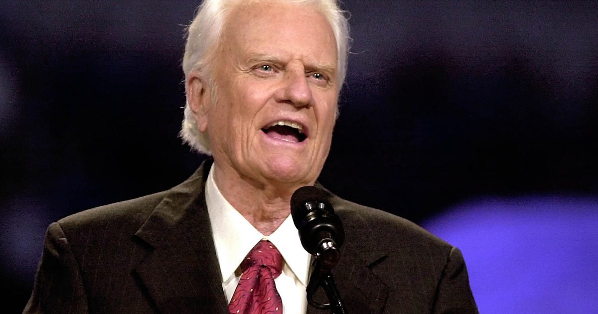 Evangelicals for Harris apologizes for use of Billy Graham in… | WORLD