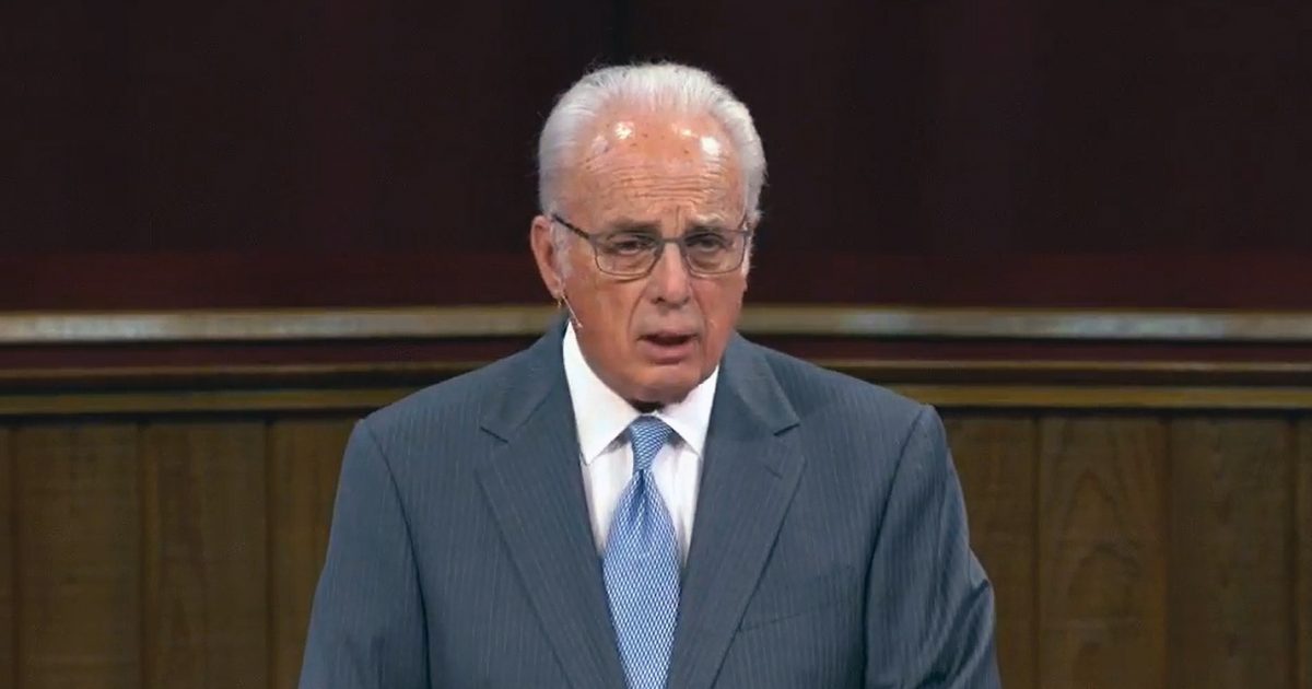 Court declines to punish MacArthur, church | WORLD