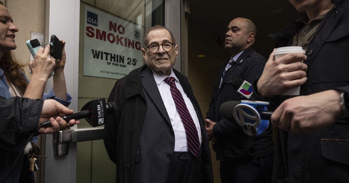 Safety concern led to handcuffs on congressional staffer | WORLD