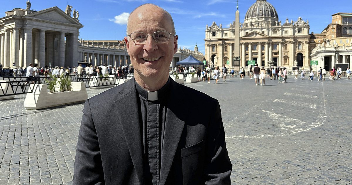Catholics protest LGBTQ-affirming priest’s upcoming talk | WORLD