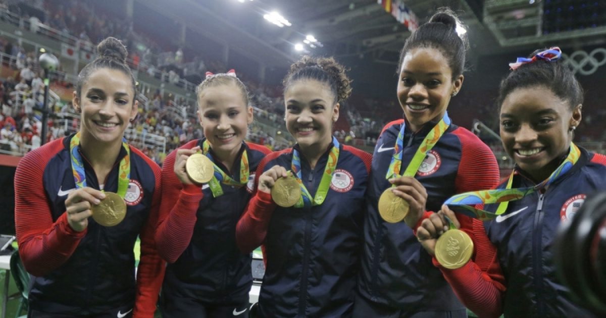 Record-breaking victories for Phelps, U.S. gymnasts | WORLD