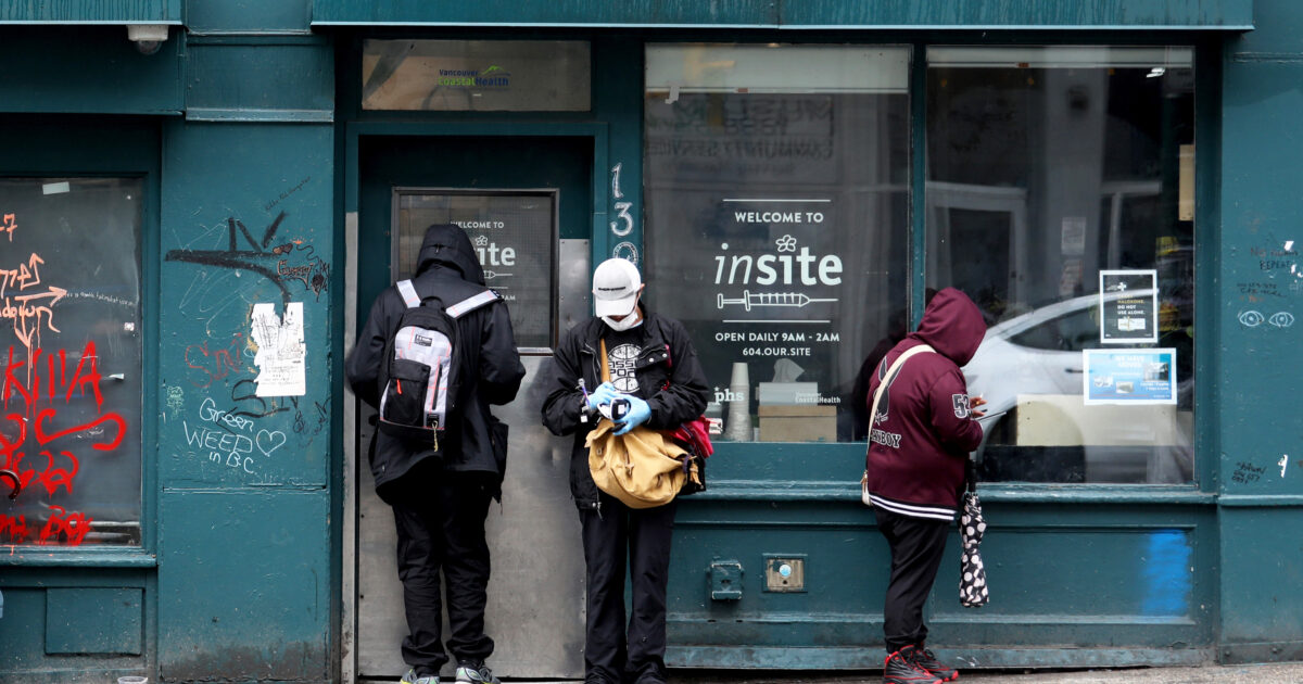 Safe supply policies provide drugs for users in Canada | WORLD