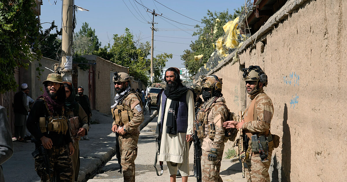 At least 25 killed in Kabul explosion | WORLD