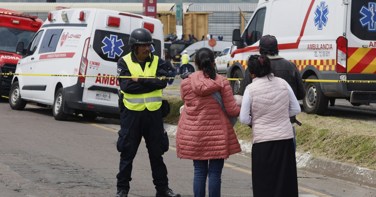 Train derailment in Mexico kills 13, injures nearly 100 | WORLD