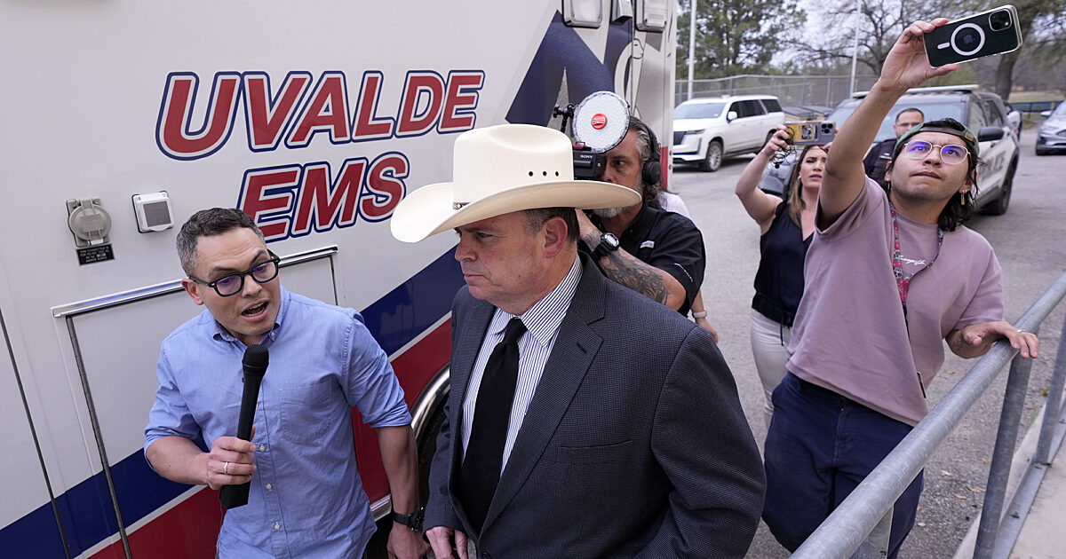 City of Uvalde report doesn’t blame its officers for response… | WORLD