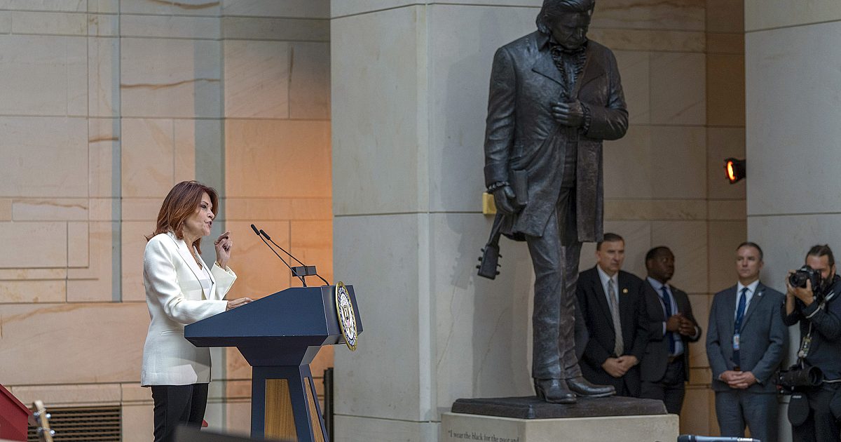 Johnny Cash statue installed in U.S. Capitol | WORLD