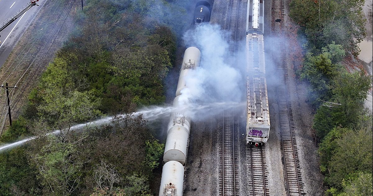 Evacuation order lifted after Ohio chemical spill | WORLD