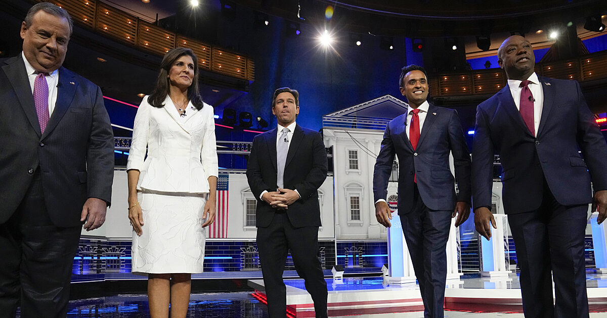 GOP candidates spar in third debate | WORLD
