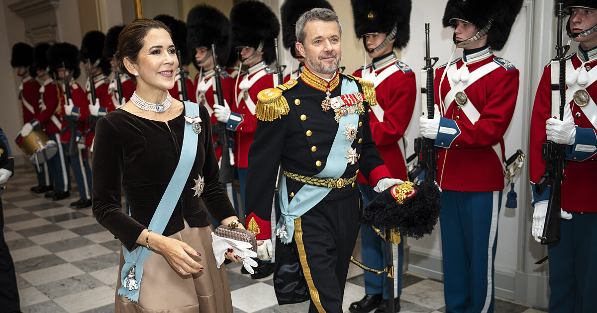 Denmark gets new king after surprise abdication | WORLD