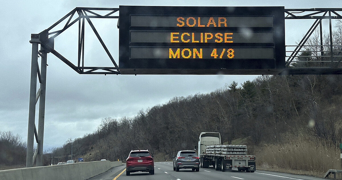 Eclipse tourism expected to cause heavy traffic across U.S. | WORLD
