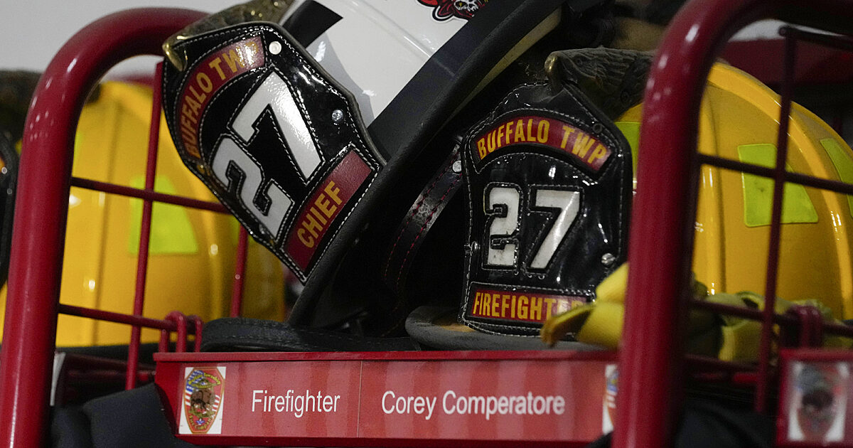 Man killed in Trump assassination attempt used body to shield… | WORLD