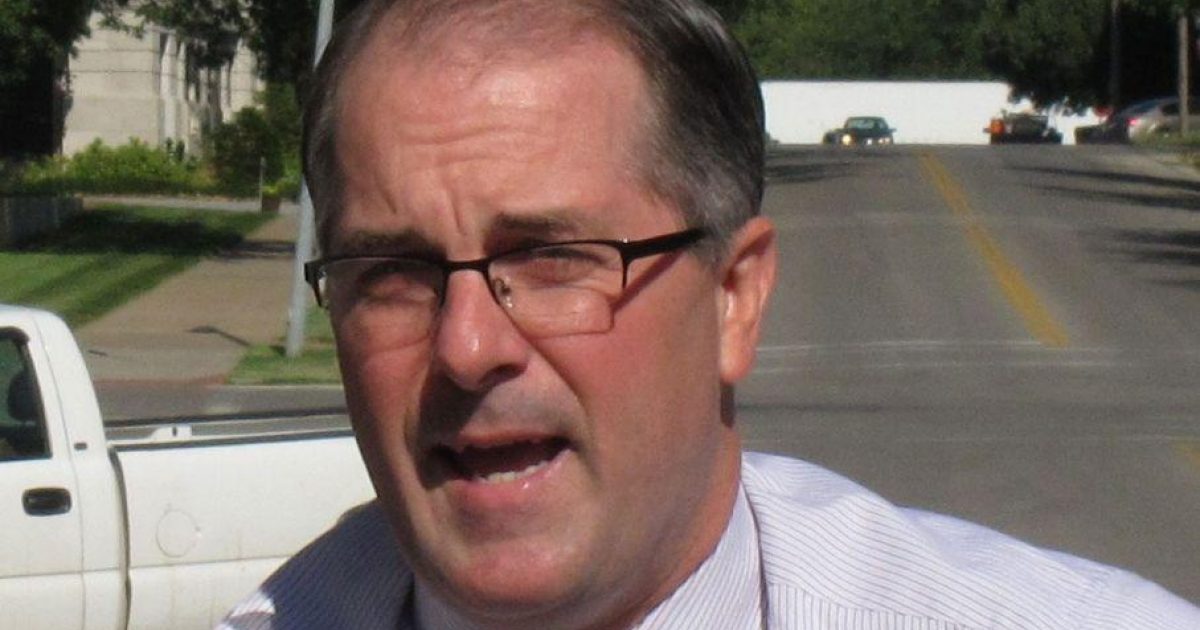 Judge's research attorney suspended for tweets during Kline… | WORLD