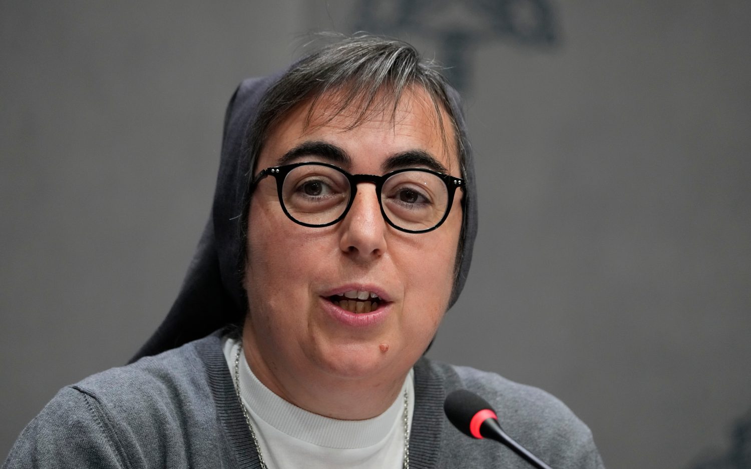Pope appoints woman to top-level management position | WORLD