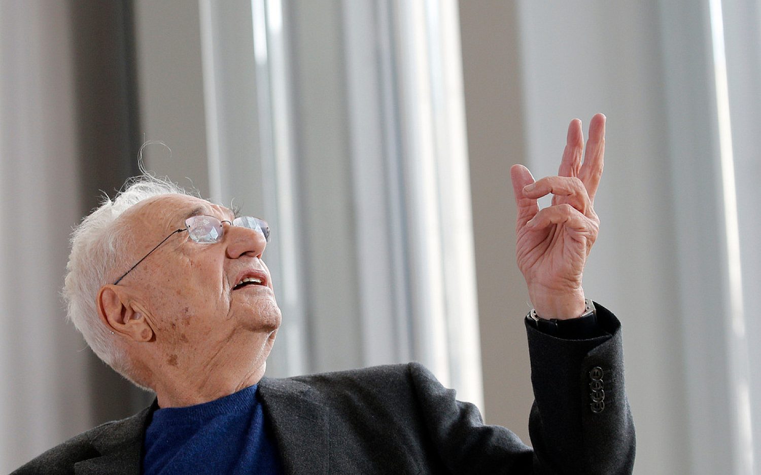 Famed architect Frank Gehry dead at 96 | WORLD