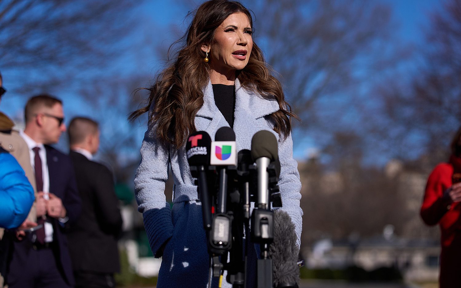 Noem names new ICE deputy director | WORLD