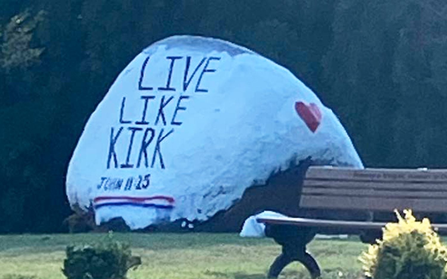 North Carolina school censors student rock art | WORLD